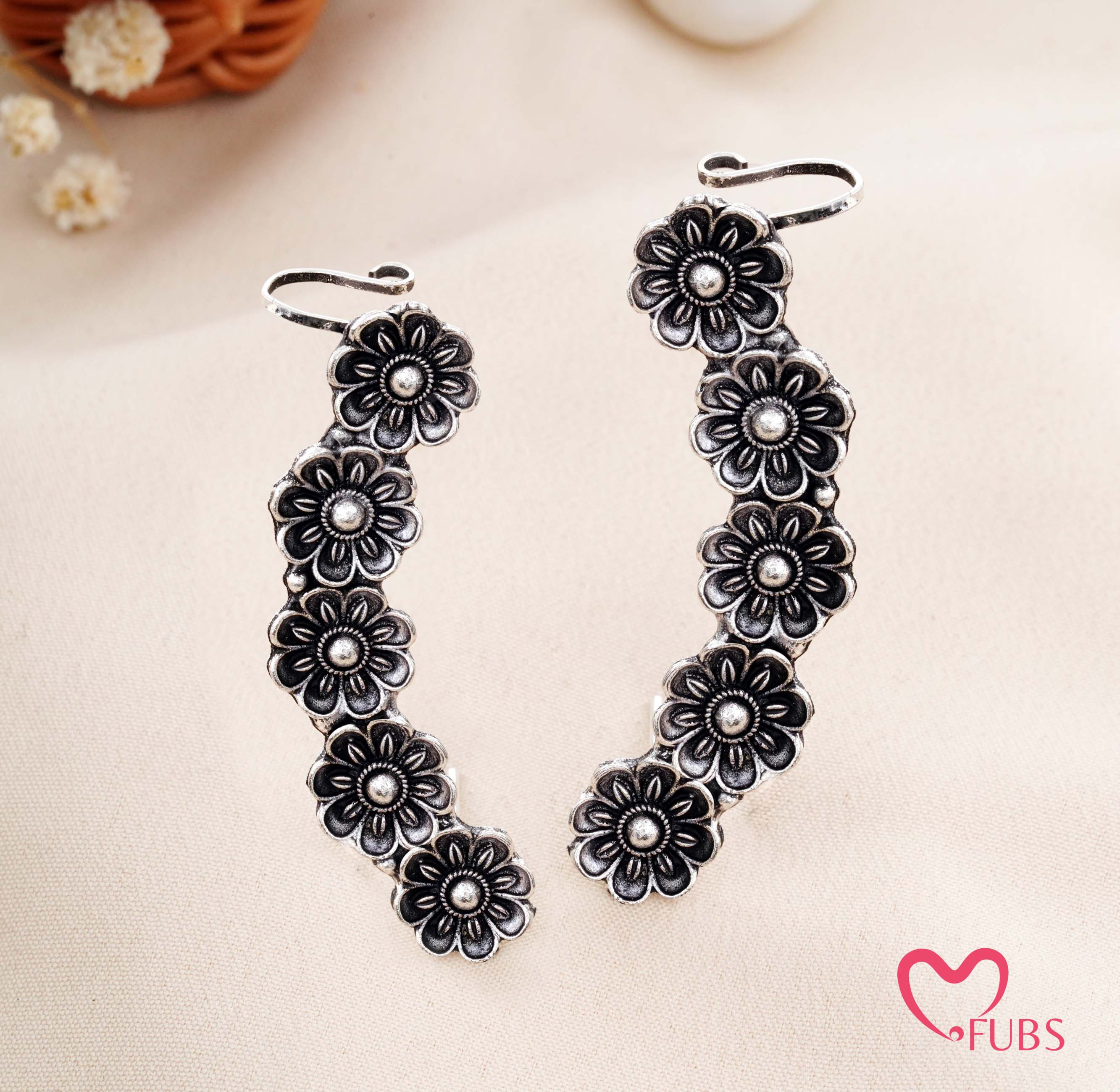 Traditional Oxidized Floral Chain Ear Climber Ear Cuff – FUBS