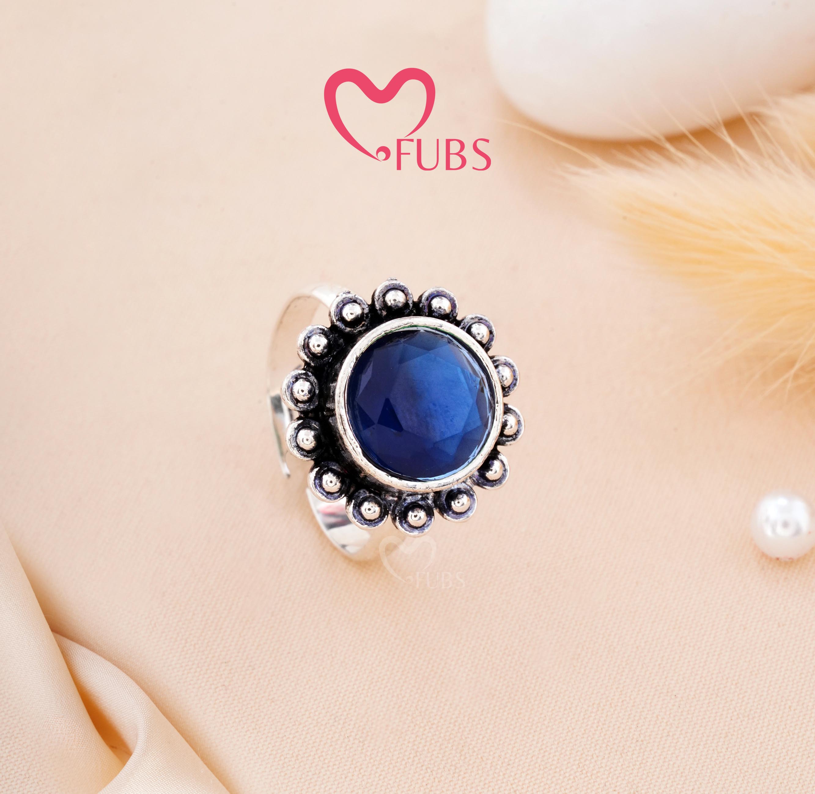Artisan Crafted Ring with Floral-Inspired Design – FUBS